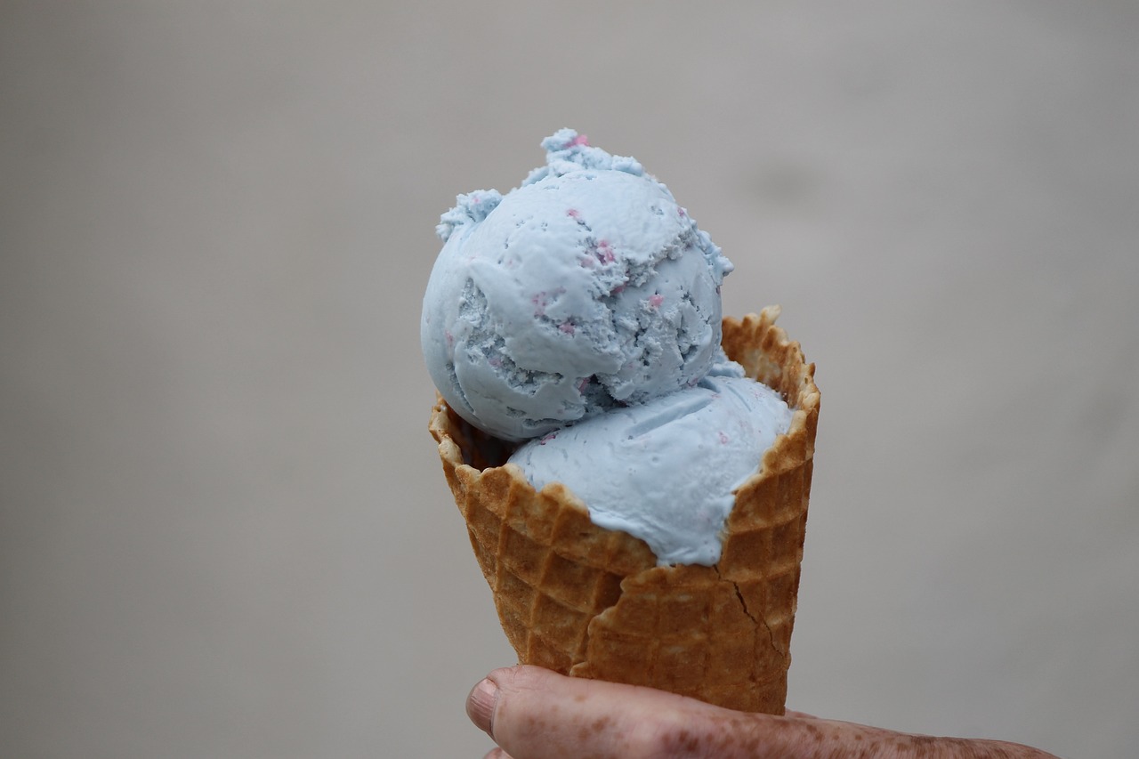 Human Finger Found in Yummo Ice Cream Cone : Mumbai - FoodManifest
