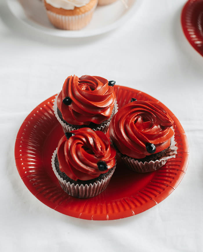 Erythrosine, or Red 3: A Deep Dive into Its Risks and Regulations ...